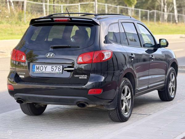 Хендай Санта Фе 2009 в Вильнюс на AUTOMOTO.COM.LV Черный Хендай Санта Фе 2009 в Вильнюс, объемом двигателя 2.19 л и пробегом 297 тыс. км за 2750 €, фото 7 на AUTOMOTO.COM.LV