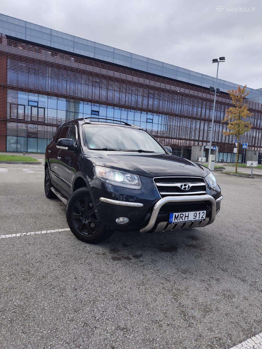 Melns Hyundai Santa Fe 2009 Klaipėda, ar dzinēja tilpumu 2.20 L un nobraukumu 263 tūkst. km par 4600 €, foto 3 vietnē AUTOMOTO.COM.LV