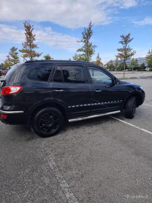 Melns Hyundai Santa Fe 2009 Klaipėda, ar dzinēja tilpumu 2.20 L un nobraukumu 263 tūkst. km par 4600 €, foto 5 vietnē AUTOMOTO.COM.LV
