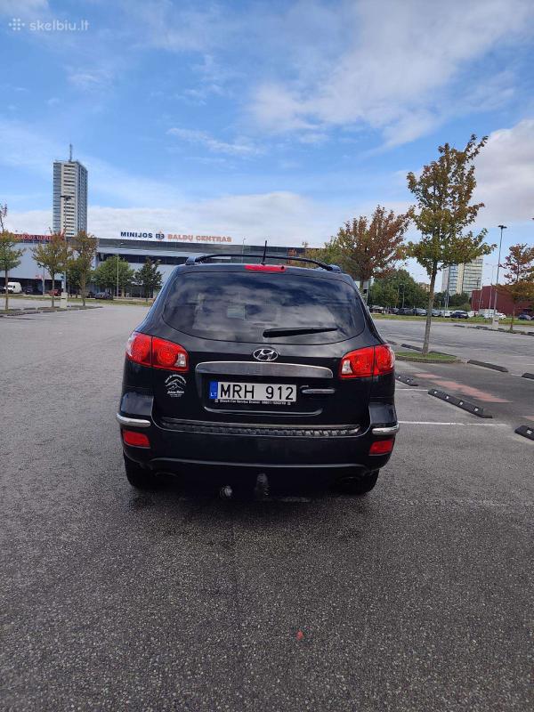 Melns Hyundai Santa Fe 2009 Klaipėda, ar dzinēja tilpumu 2.20 L un nobraukumu 263 tūkst. km par 4600 €, foto 7 vietnē AUTOMOTO.COM.LV