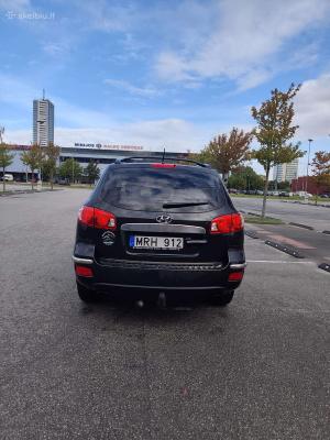 Melns Hyundai Santa Fe 2009 Klaipėda, ar dzinēja tilpumu 2.20 L un nobraukumu 263 tūkst. km par 4600 €, foto 7 vietnē AUTOMOTO.COM.LV