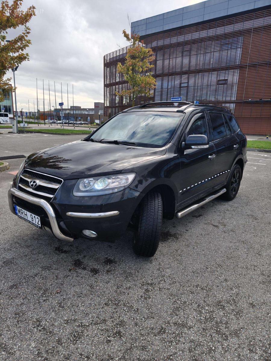 Melns Hyundai Santa Fe 2009 Klaipėda, ar dzinēja tilpumu 2.20 L un nobraukumu 263 tūkst. km par 4600 €, foto 10 vietnē AUTOMOTO.COM.LV