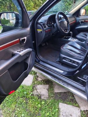 Melns Hyundai Santa Fe 2009 Klaipėda, ar dzinēja tilpumu 2.20 L un nobraukumu 263 tūkst. km par 4600 €, foto 23 vietnē AUTOMOTO.COM.LV