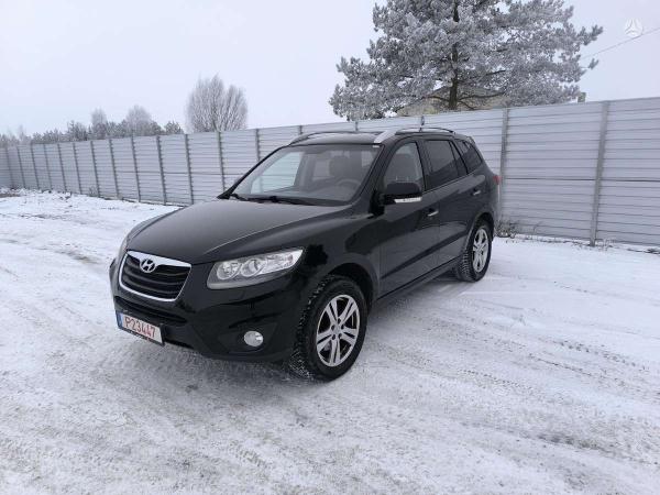 Melns Hyundai Santa Fe 2010 Marijampole, ar dzinēja tilpumu 2.20 L un nobraukumu 245 tūkst. km par 5350 €, foto 1 vietnē AUTOMOTO.COM.LV