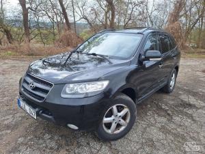 Black Hyundai Santa Fe 2010 in Prienai, with an engine capacity of 2.20 L and mileage of 248 thousand km for 3999 €, photo  on AUTOMOTO.COM.LV