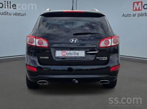 Melns Hyundai Santa Fe 2010 Rīga, ar dzinēja tilpumu 2.20 L un nobraukumu 217 tūkst. km par 6900 €, foto 6 vietnē AUTOMOTO.COM.LV