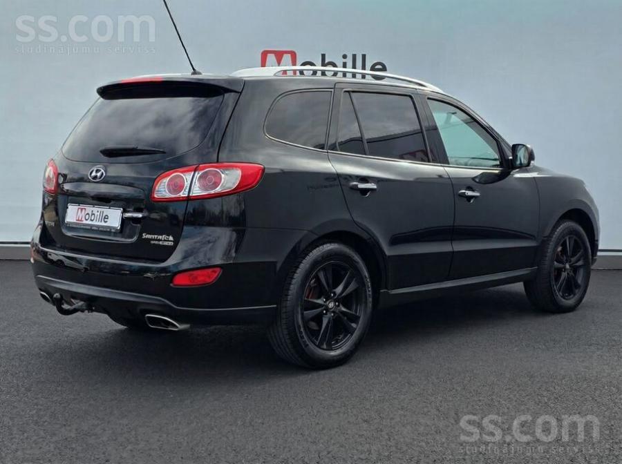 Melns Hyundai Santa Fe 2010 Rīga, ar dzinēja tilpumu 2.20 L un nobraukumu 217 tūkst. km par 6900 €, foto 7 vietnē AUTOMOTO.COM.LV