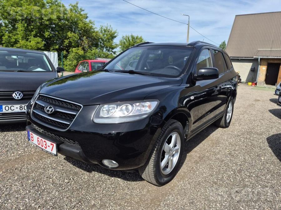 Melns Hyundai Santa Fe 2010 Daugavpils, ar dzinēja tilpumu 2.20 L un nobraukumu 0 tūkst. km par 4950 €, foto 1 vietnē AUTOMOTO.COM.LV