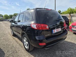 Melns Hyundai Santa Fe 2010 Daugavpils, ar dzinēja tilpumu 2.20 L un nobraukumu 0 tūkst. km par 4950 €, foto 5 vietnē AUTOMOTO.COM.LV