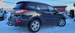 Melns Hyundai Santa Fe 2010 Rīga, ar dzinēja tilpumu 2.20 L un nobraukumu 259 tūkst. km par 8900 €, foto 10 vietnē AUTOMOTO.COM.LV