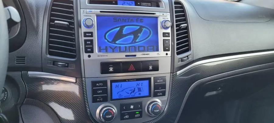 Melns Hyundai Santa Fe 2010 Rīga, ar dzinēja tilpumu 2.20 L un nobraukumu 259 tūkst. km par 8900 €, foto 20 vietnē AUTOMOTO.COM.LV