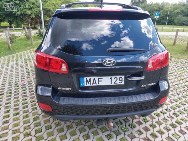Melns Hyundai Santa Fe 2010 Joniškis, ar dzinēja tilpumu 2.20 L un nobraukumu 268 tūkst. km par 4000 €, foto 5 vietnē AUTOMOTO.COM.LV