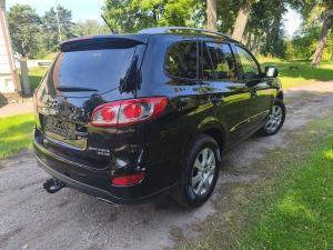 Melns Hyundai Santa Fe 2010 Utena, ar dzinēja tilpumu 2.20 L un nobraukumu 242 tūkst. km par 4850 €, foto 5 vietnē AUTOMOTO.COM.LV