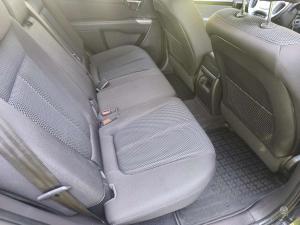 Melns Hyundai Santa Fe 2010 Utena, ar dzinēja tilpumu 2.20 L un nobraukumu 242 tūkst. km par 4850 €, foto 8 vietnē AUTOMOTO.COM.LV