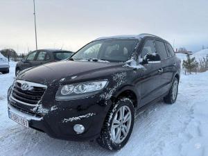 Melns Hyundai Santa Fe 2011 Tauragė, ar dzinēja tilpumu 2.00 L un nobraukumu 259 tūkst. km par 5200 €, foto 7 vietnē AUTOMOTO.COM.LV