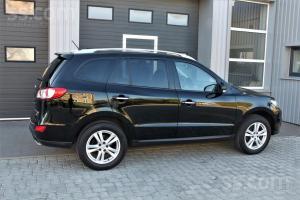 Melns Hyundai Santa Fe 2011 Rīga, ar dzinēja tilpumu 2.20 L un nobraukumu 0 tūkst. km par 7490 €, foto 8 vietnē AUTOMOTO.COM.LV