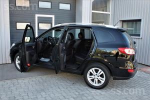 Melns Hyundai Santa Fe 2011 Rīga, ar dzinēja tilpumu 2.20 L un nobraukumu 0 tūkst. km par 7490 €, foto 10 vietnē AUTOMOTO.COM.LV