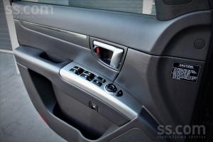 Melns Hyundai Santa Fe 2011 Rīga, ar dzinēja tilpumu 2.20 L un nobraukumu 0 tūkst. km par 7490 €, foto 18 vietnē AUTOMOTO.COM.LV