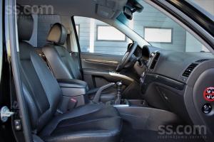 Melns Hyundai Santa Fe 2011 Rīga, ar dzinēja tilpumu 2.20 L un nobraukumu 0 tūkst. km par 7490 €, foto 24 vietnē AUTOMOTO.COM.LV