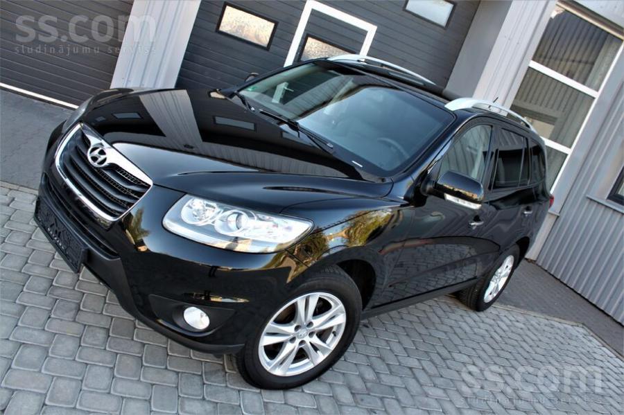 Melns Hyundai Santa Fe 2011 Rīga, ar dzinēja tilpumu 2.20 L un nobraukumu 0 tūkst. km par 7490 €, foto 36 vietnē AUTOMOTO.COM.LV