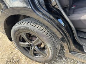 Black Hyundai Santa Fe 2011 in Riga, with an engine capacity of 2.20 L and mileage of 0 thousand km for 5950 €, photo 16 on AUTOMOTO.COM.LV