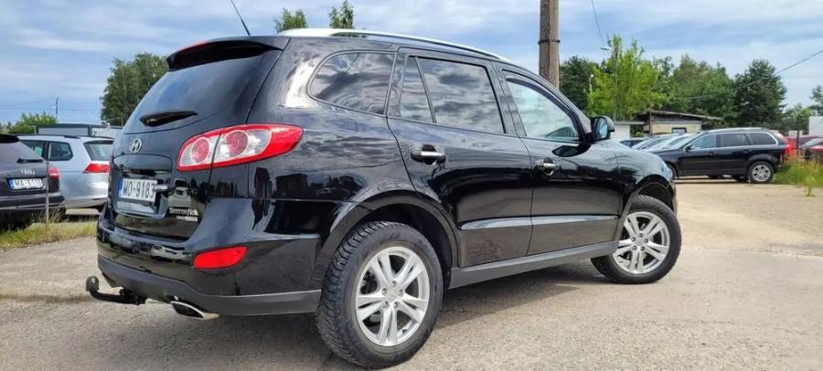 Melns Hyundai Santa Fe 2011 Rīga, ar dzinēja tilpumu 2.20 L un nobraukumu 230 tūkst. km par 6500 €, foto 12 vietnē AUTOMOTO.COM.LV