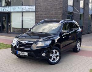 Black Hyundai Santa Fe 2011 in Marijampole, with an engine capacity of 2.20 L and mileage of 237 thousand km for 7350 €, photo  on AUTOMOTO.COM.LV