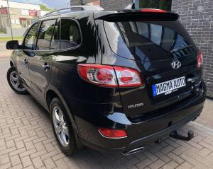 Black Hyundai Santa Fe 2011 in Marijampole, with an engine capacity of 2.20 L and mileage of 237 thousand km for 6999 €, photo 18 on AUTOMOTO.COM.LV