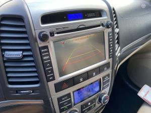 Black Hyundai Santa Fe 2011 in Marijampole, with an engine capacity of 2.20 L and mileage of 237 thousand km for 6999 €, photo 34 on AUTOMOTO.COM.LV