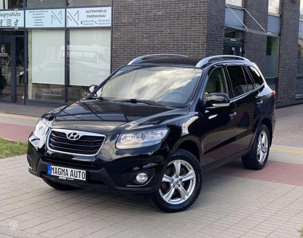 Melns Hyundai Santa Fe 2011 Marijampole, ar dzinēja tilpumu 2.20 L un nobraukumu 237 tūkst. km par 6999 €, foto 1 vietnē AUTOMOTO.COM.LV