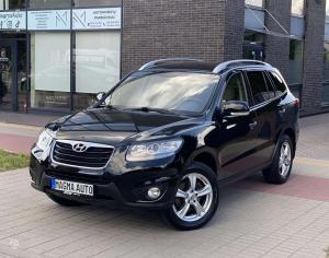 Black Hyundai Santa Fe 2011 in Marijampole, with an engine capacity of 2.20 L and mileage of 237 thousand km for 6999 €, photo  on AUTOMOTO.COM.LV