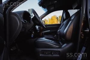 Melns Hyundai Santa Fe 2011 Rīga, ar dzinēja tilpumu 2.20 L un nobraukumu 160 tūkst. km par 8600 €, foto 9 vietnē AUTOMOTO.COM.LV