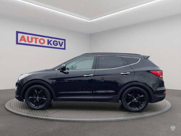 Melns Hyundai Santa Fe 2012 Viļņa, ar dzinēja tilpumu 2.20 L un nobraukumu 288 tūkst. km par 9999 €, foto 2 vietnē AUTOMOTO.COM.LV