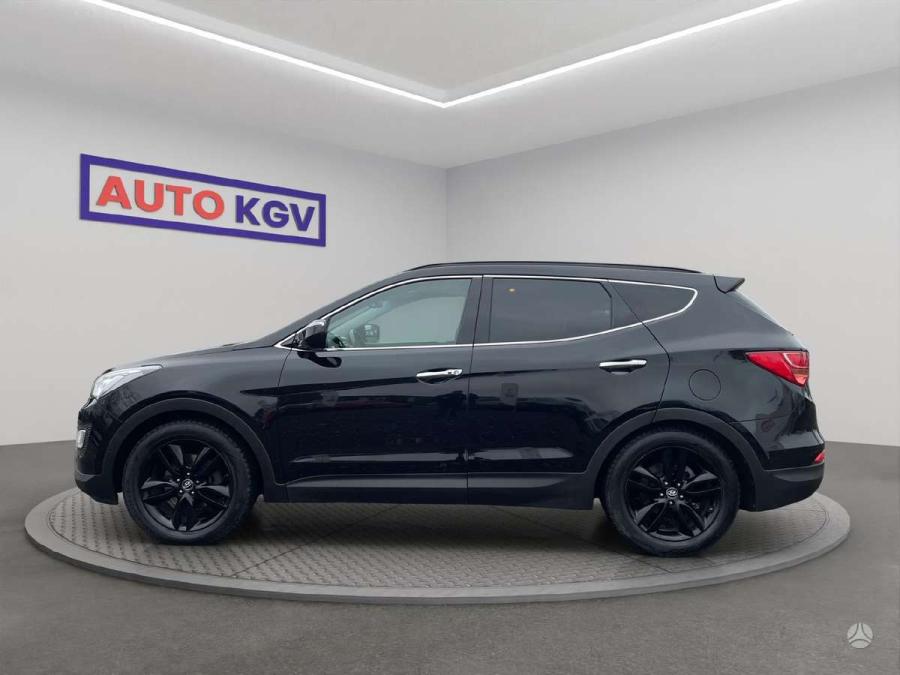 Melns Hyundai Santa Fe 2012 Viļņa, ar dzinēja tilpumu 2.20 L un nobraukumu 288 tūkst. km par 9999 €, foto 2 vietnē AUTOMOTO.COM.LV