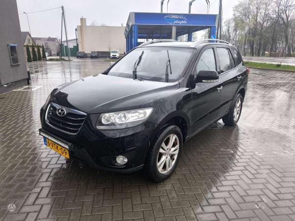 Melns Hyundai Santa Fe 2012 Tauragė, ar dzinēja tilpumu 2.20 L un nobraukumu 280 tūkst. km par 5200 €, foto 1 vietnē AUTOMOTO.COM.LV