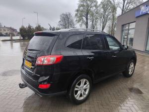 Melns Hyundai Santa Fe 2012 Tauragė, ar dzinēja tilpumu 2.20 L un nobraukumu 280 tūkst. km par 5200 €, foto 4 vietnē AUTOMOTO.COM.LV
