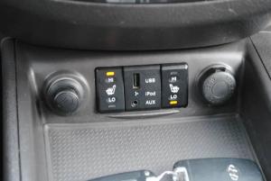 Black Hyundai Santa Fe 2012 in Riga, with an engine capacity of 2.20 L and mileage of 225 thousand km for 7990 €, photo 22 on AUTOMOTO.COM.LV