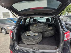 Melns Hyundai Santa Fe 2012 Marijampole, ar dzinēja tilpumu 2.20 L un nobraukumu 318 tūkst. km par 4350 €, foto 5 vietnē AUTOMOTO.COM.LV
