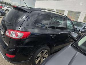 Melns Hyundai Santa Fe 2012 Marijampole, ar dzinēja tilpumu 2.20 L un nobraukumu 318 tūkst. km par 4350 €, foto 6 vietnē AUTOMOTO.COM.LV