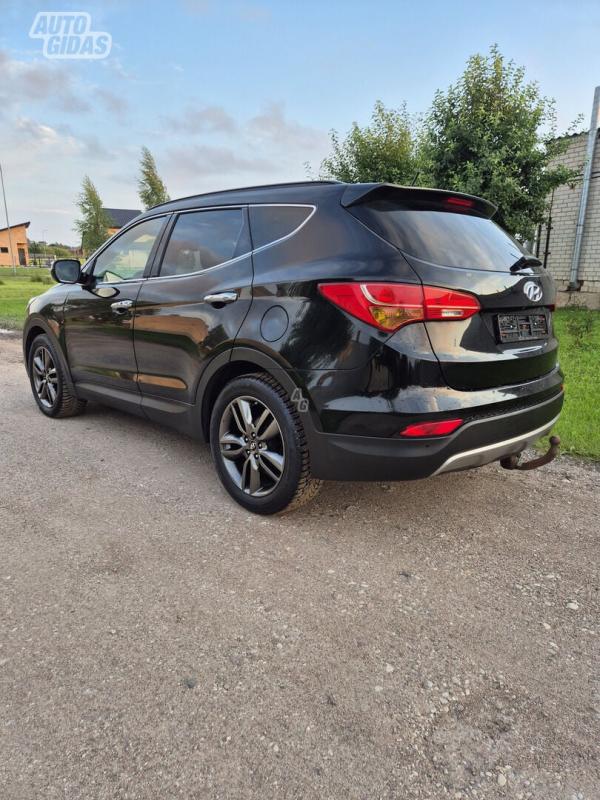 Melns Hyundai Santa Fe 2012 Vilkaviškis, ar dzinēja tilpumu 2.20 L un nobraukumu 259 tūkst. km par 8100 €, foto 5 vietnē AUTOMOTO.COM.LV