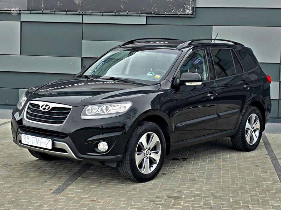 Melns Hyundai Santa Fe 2012 Panevēža, ar dzinēja tilpumu 2.20 L un nobraukumu 270 tūkst. km par 5350 €, foto 1 vietnē AUTOMOTO.COM.LV