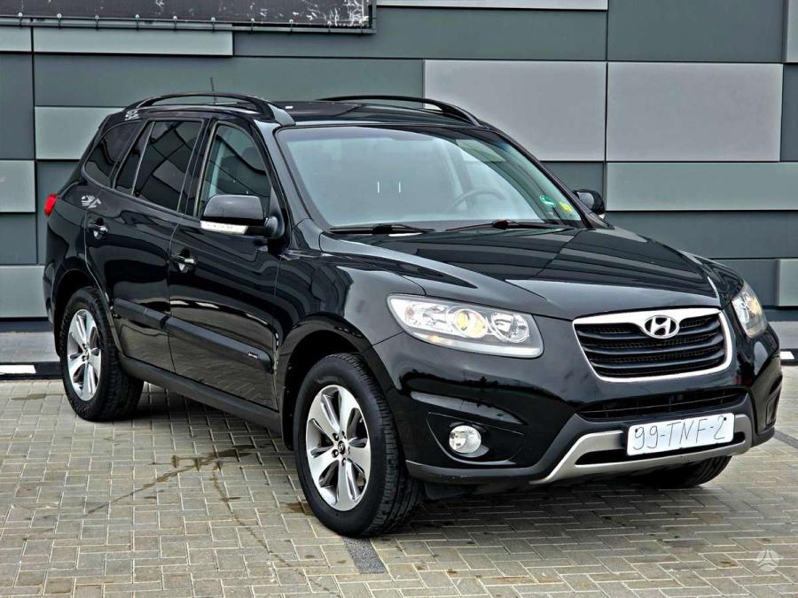 Melns Hyundai Santa Fe 2012 Panevēža, ar dzinēja tilpumu 2.20 L un nobraukumu 270 tūkst. km par 5350 €, foto 3 vietnē AUTOMOTO.COM.LV