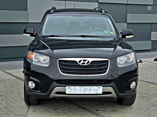 Melns Hyundai Santa Fe 2012 Panevēža, ar dzinēja tilpumu 2.20 L un nobraukumu 270 tūkst. km par 5350 €, foto 3 vietnē AUTOMOTO.COM.LV