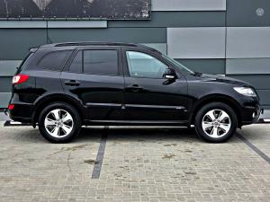 Melns Hyundai Santa Fe 2012 Panevēža, ar dzinēja tilpumu 2.20 L un nobraukumu 270 tūkst. km par 5350 €, foto 5 vietnē AUTOMOTO.COM.LV