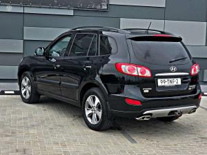 Melns Hyundai Santa Fe 2012 Panevēža, ar dzinēja tilpumu 2.20 L un nobraukumu 270 tūkst. km par 5350 €, foto 6 vietnē AUTOMOTO.COM.LV