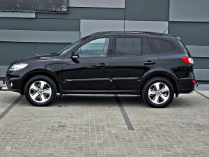 Melns Hyundai Santa Fe 2012 Panevēža, ar dzinēja tilpumu 2.20 L un nobraukumu 270 tūkst. km par 5350 €, foto 9 vietnē AUTOMOTO.COM.LV