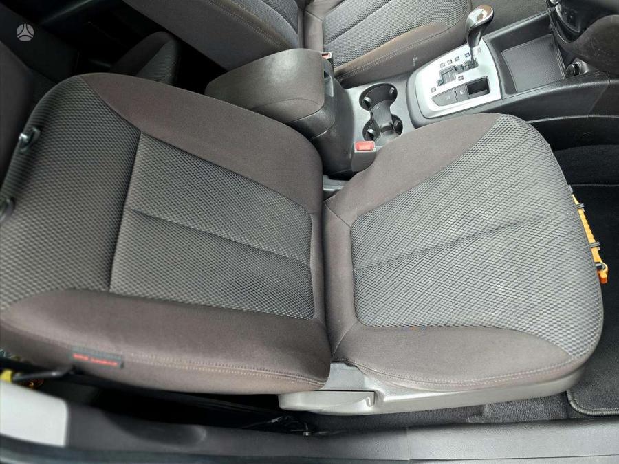Melns Hyundai Santa Fe 2012 Panevēža, ar dzinēja tilpumu 2.20 L un nobraukumu 270 tūkst. km par 5350 €, foto 11 vietnē AUTOMOTO.COM.LV