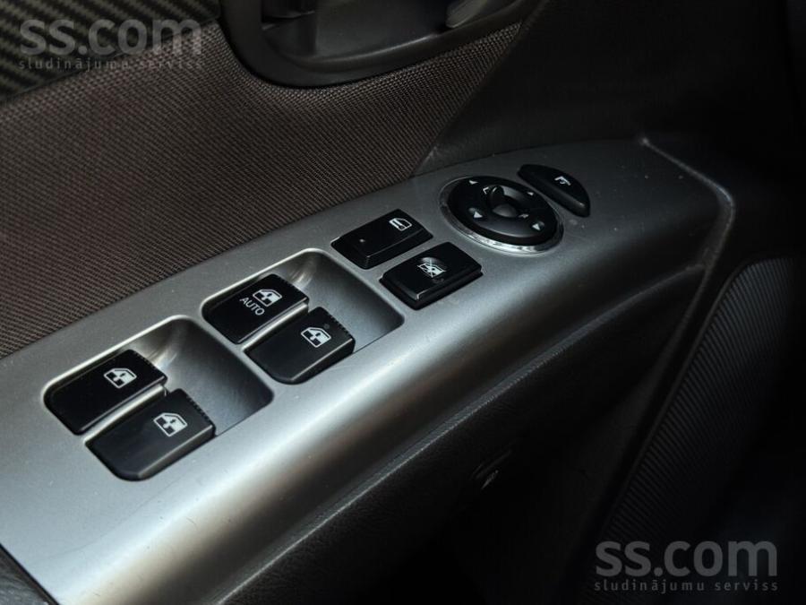 Melns Hyundai Santa Fe 2012 Jūrmala, ar dzinēja tilpumu 2.20 L un nobraukumu 274 tūkst. km par 5990 €, foto 12 vietnē AUTOMOTO.COM.LV