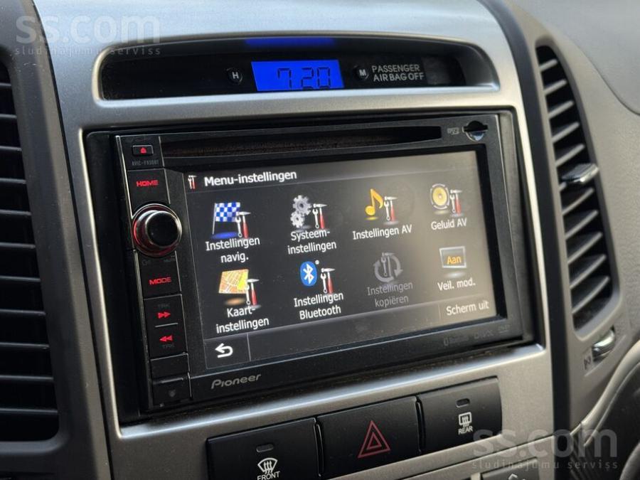 Melns Hyundai Santa Fe 2012 Jūrmala, ar dzinēja tilpumu 2.20 L un nobraukumu 274 tūkst. km par 5990 €, foto 17 vietnē AUTOMOTO.COM.LV