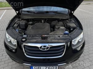 Melns Hyundai Santa Fe 2012 Jūrmala, ar dzinēja tilpumu 2.20 L un nobraukumu 274 tūkst. km par 5990 €, foto 19 vietnē AUTOMOTO.COM.LV